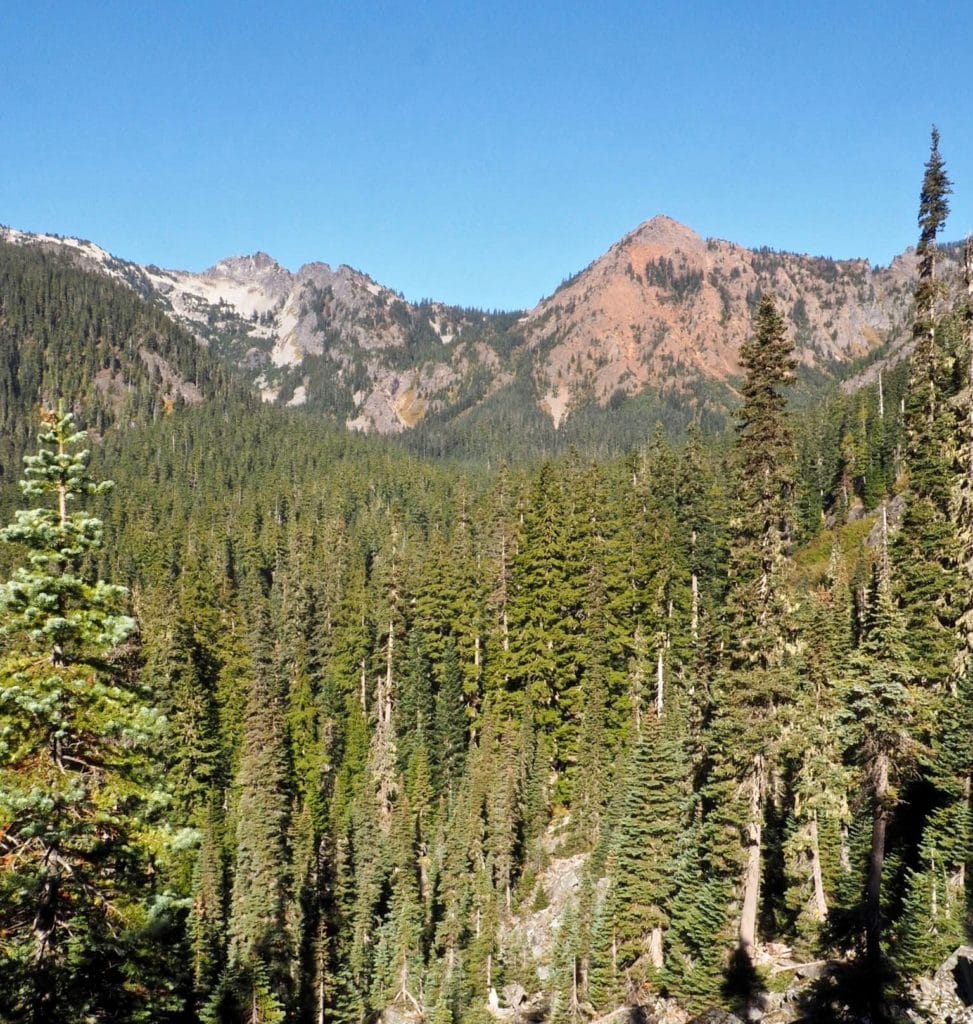 Commonwealth Basin, Red Pass, and Lundin Peak – Hesperos Flown