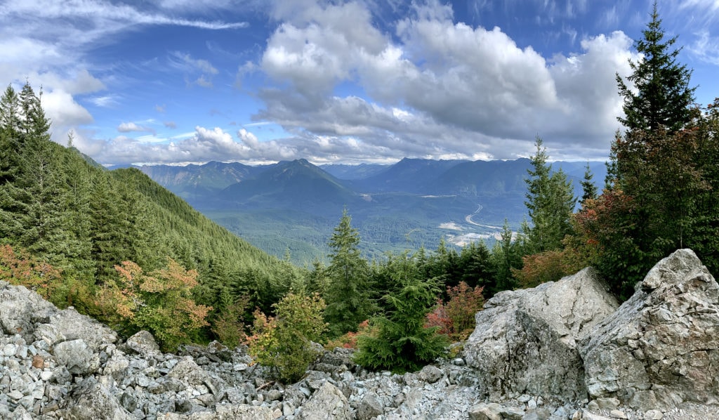 q̓əlbc̓ / Mount Si – Hesperos Flown